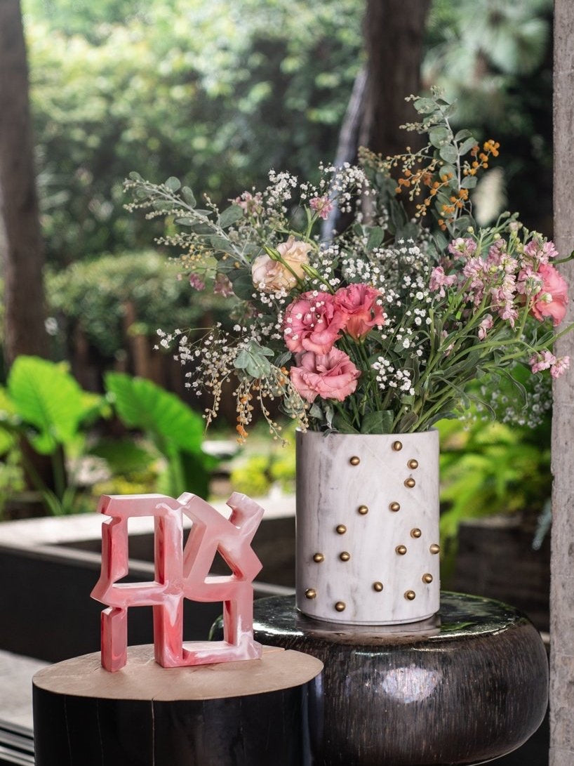 Ahava Resin Sculpture – The Happy Kangaroo