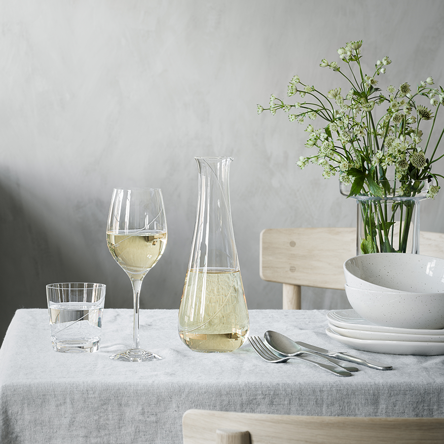 Line Carafe – The Happy Kangaroo